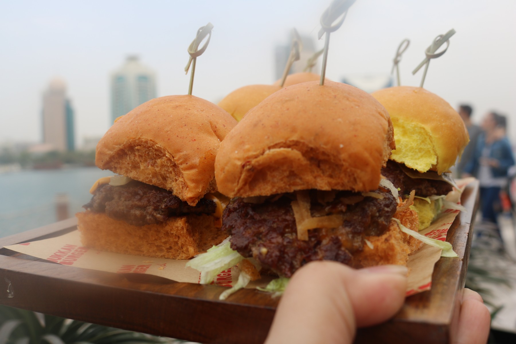 Dukkan Burgers serving you drool worthy food – Captain Lychee